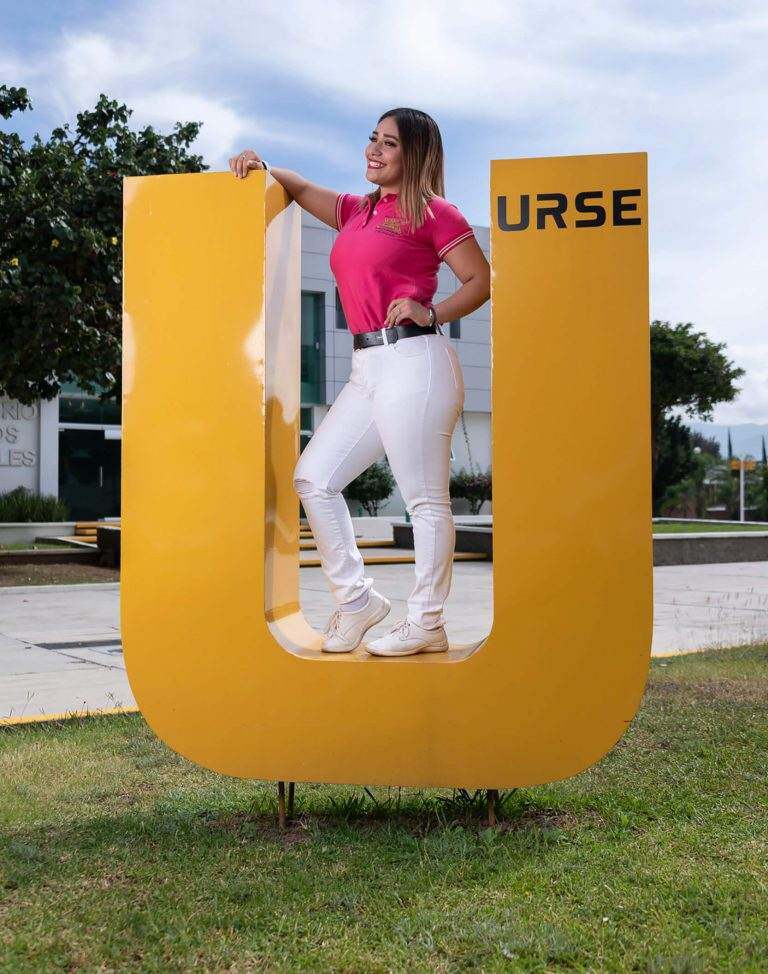 Conoce nuestras Licenciaturas e inscríbete | URSE Oaxaca